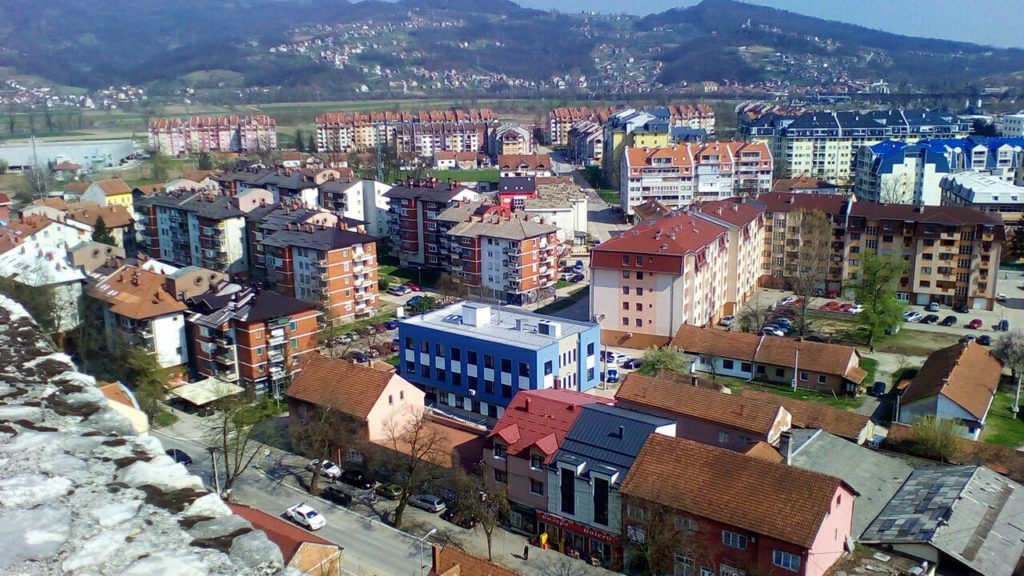 Novopečeni bračni parovi iz Doboja u trci za 100 stanova ...